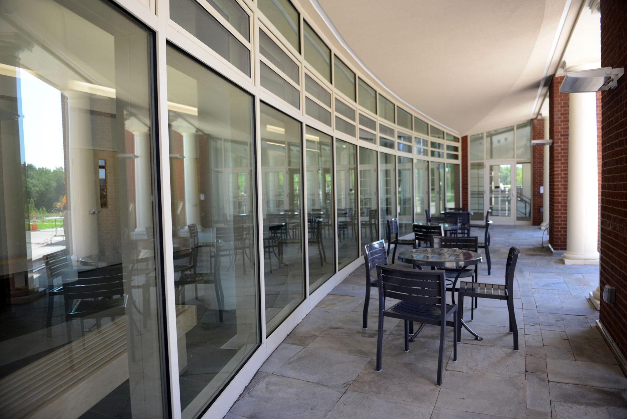 About United Plate Glass | Residential & Commercial Glaziers