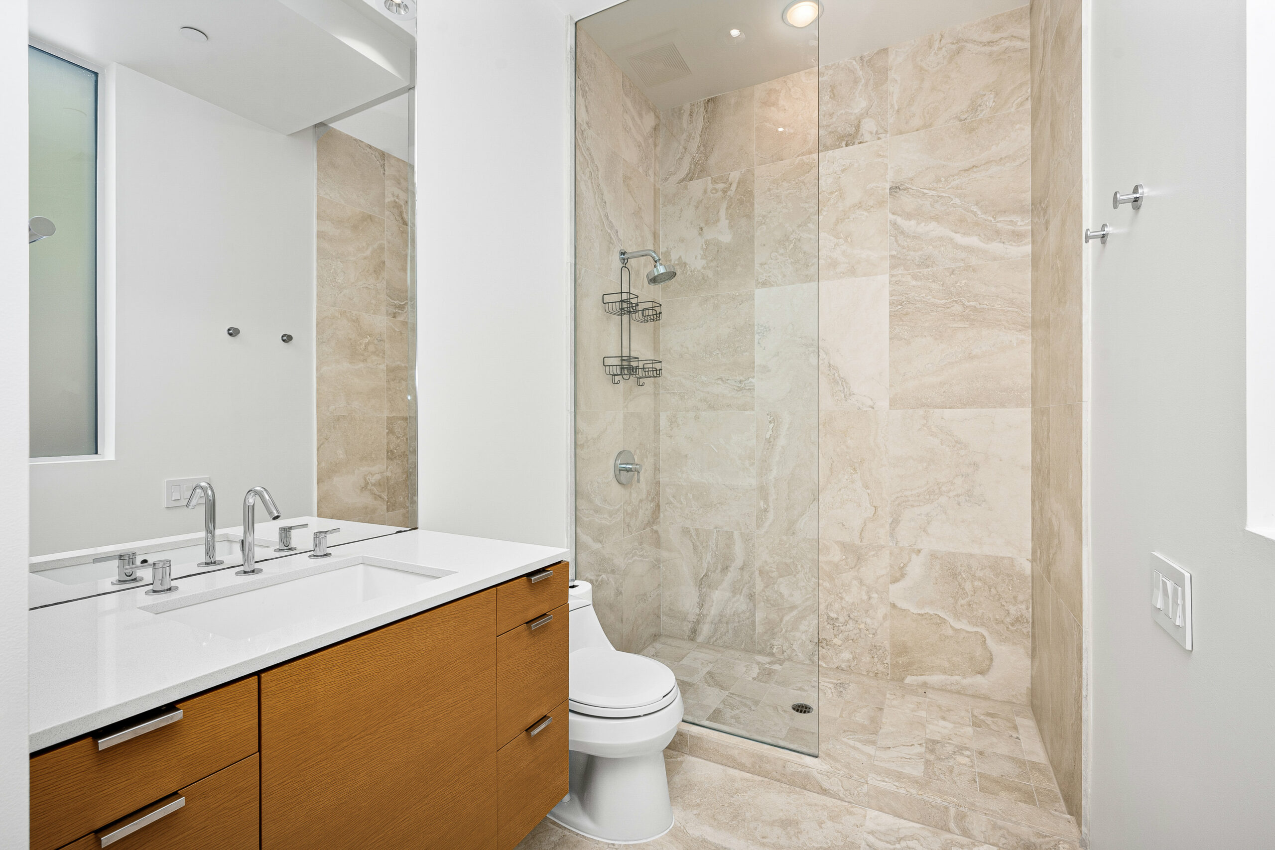 Frameless vs Framed Shower Enclosures: Which Fits Your Bathroom Best? - United Plate Glass of ...